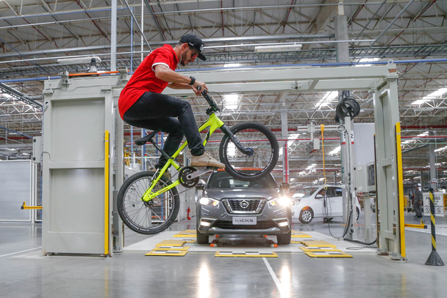 Nissan Team 2.0 athlete Renato Rezende visits the Industrial Complex of ...