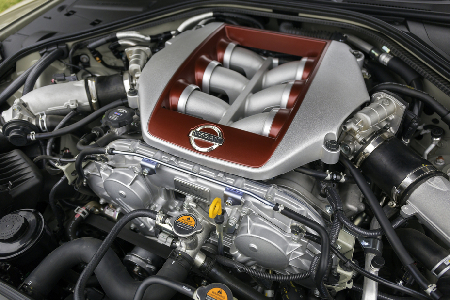 2016 Nissan GT-R 45th Anniversary Gold Edition