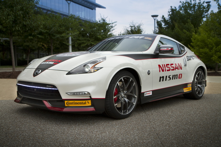 2015 Nissan 370Z Coupe Press Kit