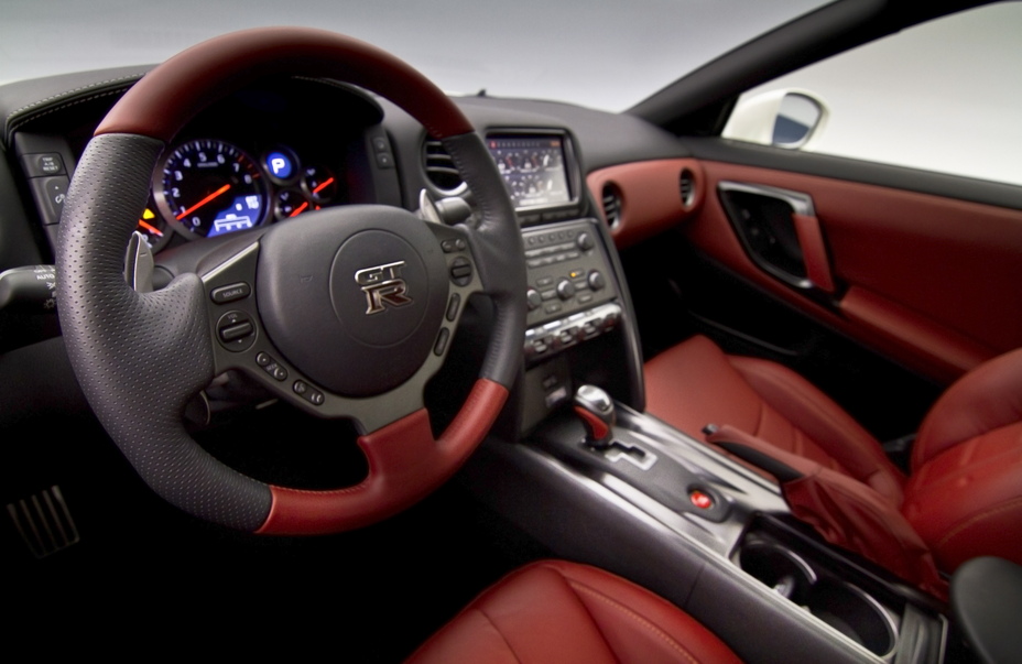 2014 Nissan GT-R