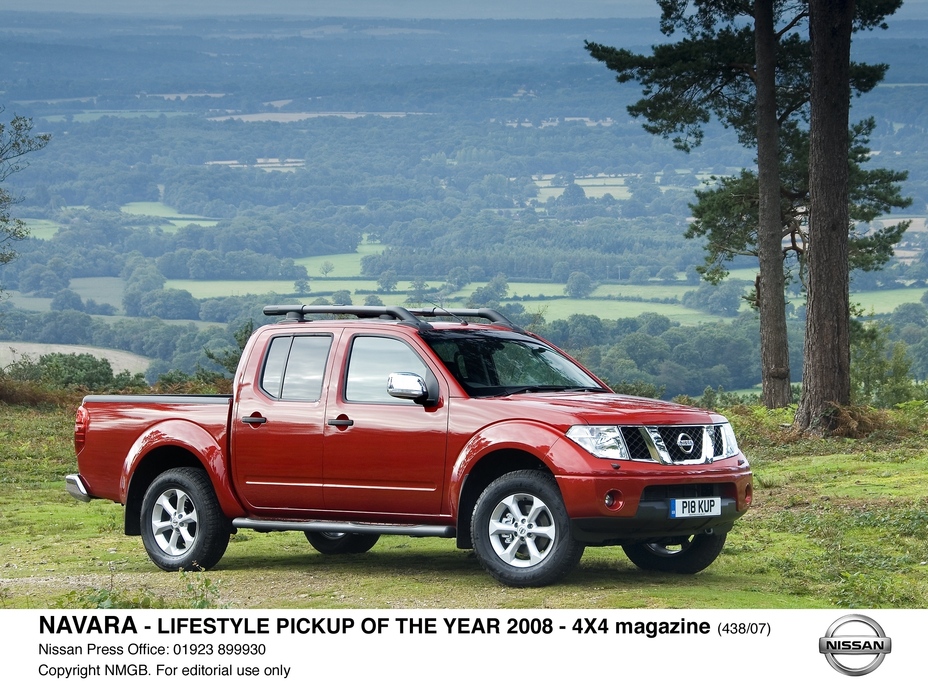 X-TRAIL ‘SOFT ROADER OF THE YEAR’ NAVARA ‘LIFESTYLE PICK-UP OF THE YEAR ...