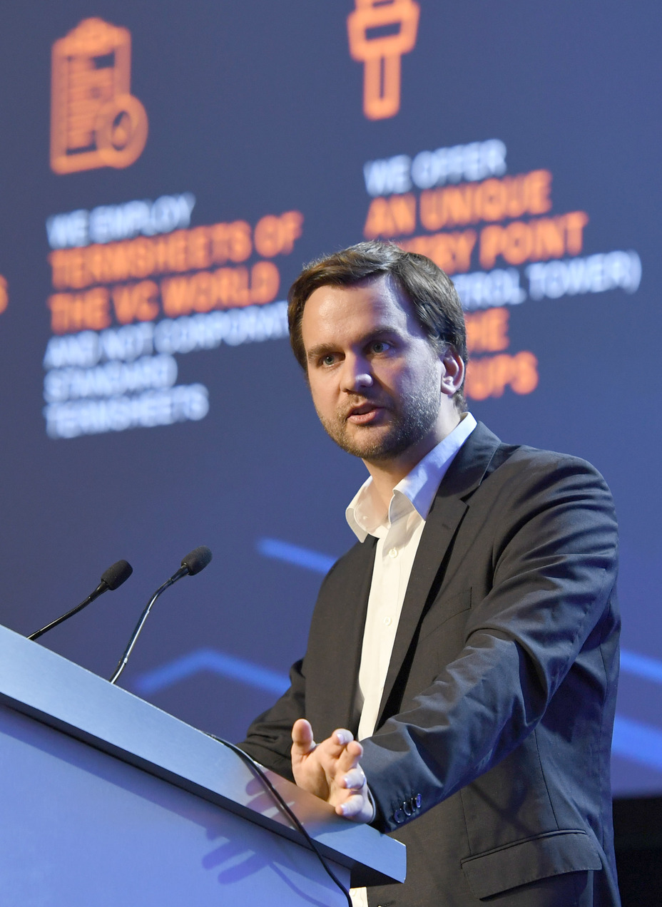 Nissan executives speak at CAR MBS 2018