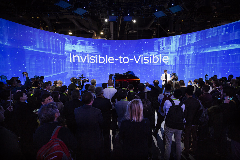 Nissan Invisible-to-Visible Technology demonstration at CES 2019