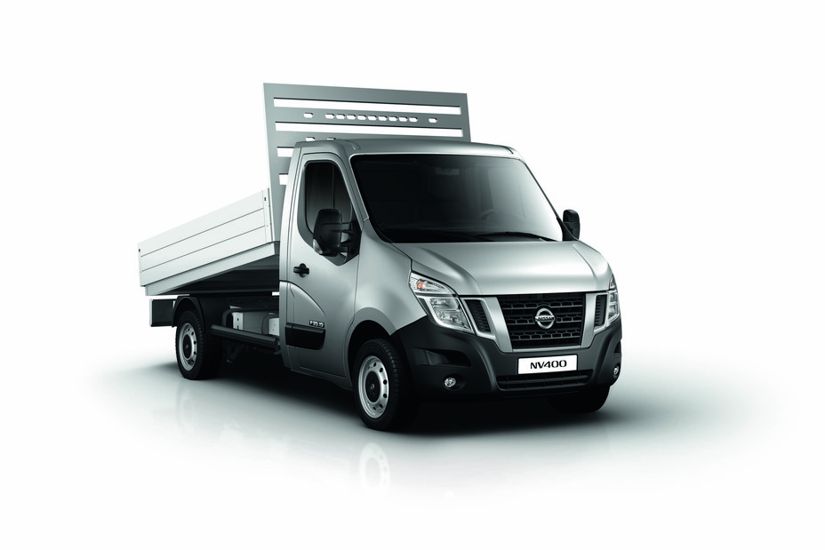 NISSAN EXCLUSIVELY REVEALS NV400 CHASSIS CAB RANGE AND NEW VEHICLE ...