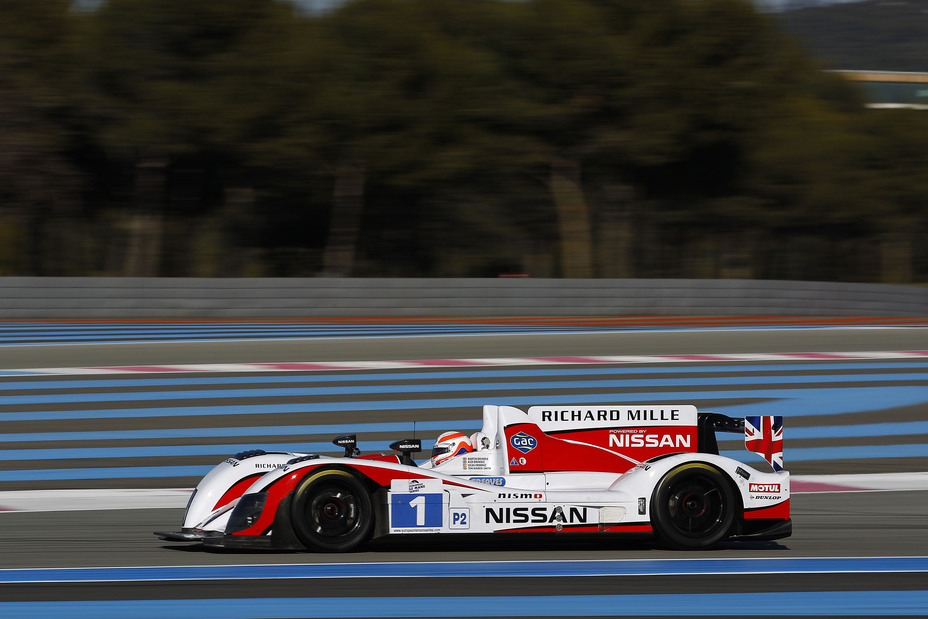 MARTIN BRUNDLE BACK BEHIND THE WHEEL OF A RACING CAR