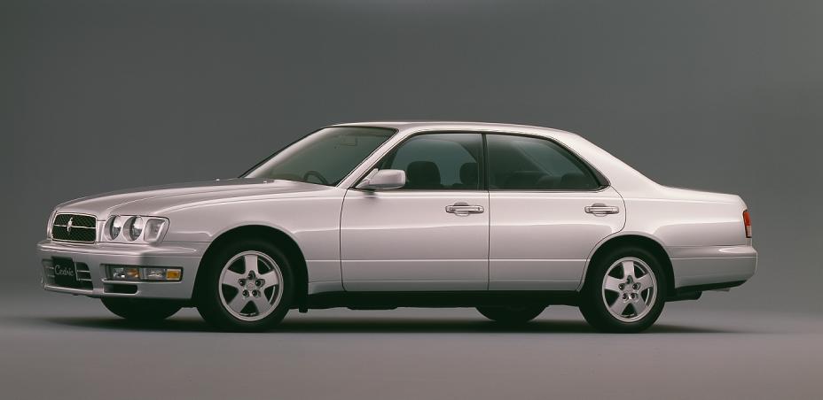 1996_01_NISSAN_CEDRIC_Y33