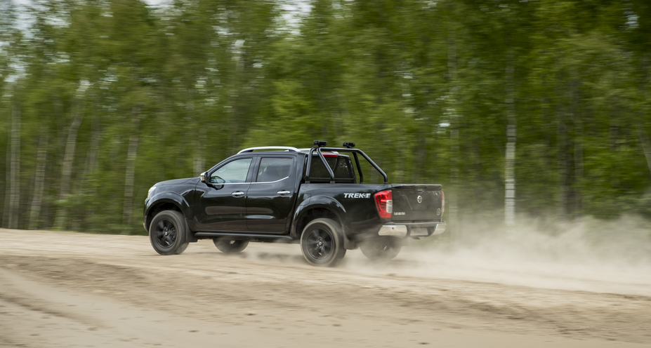 Nissan Navara Trek-1°: high-spec special version of award winning pick ...