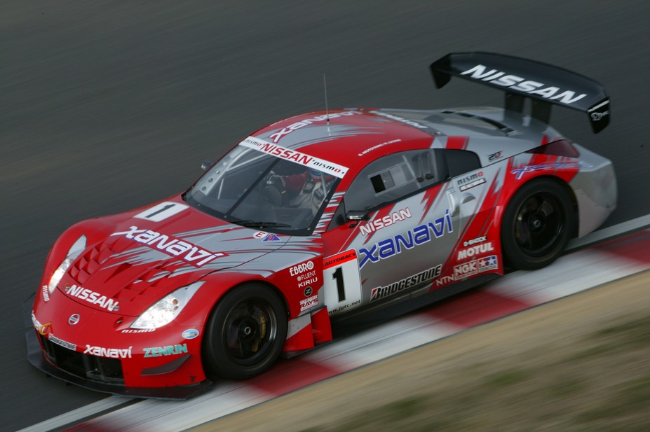 NISSAN 350Z BRICHT SUZUKA-RUNDENREKORD