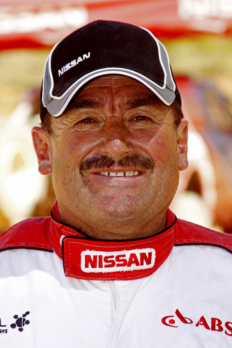 Nissan Pays Tribute to Hannes Grobler