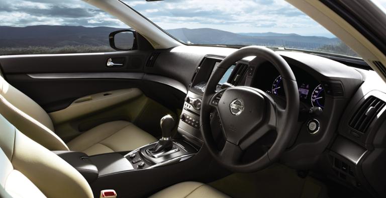 Nissan Skyline Beige interior