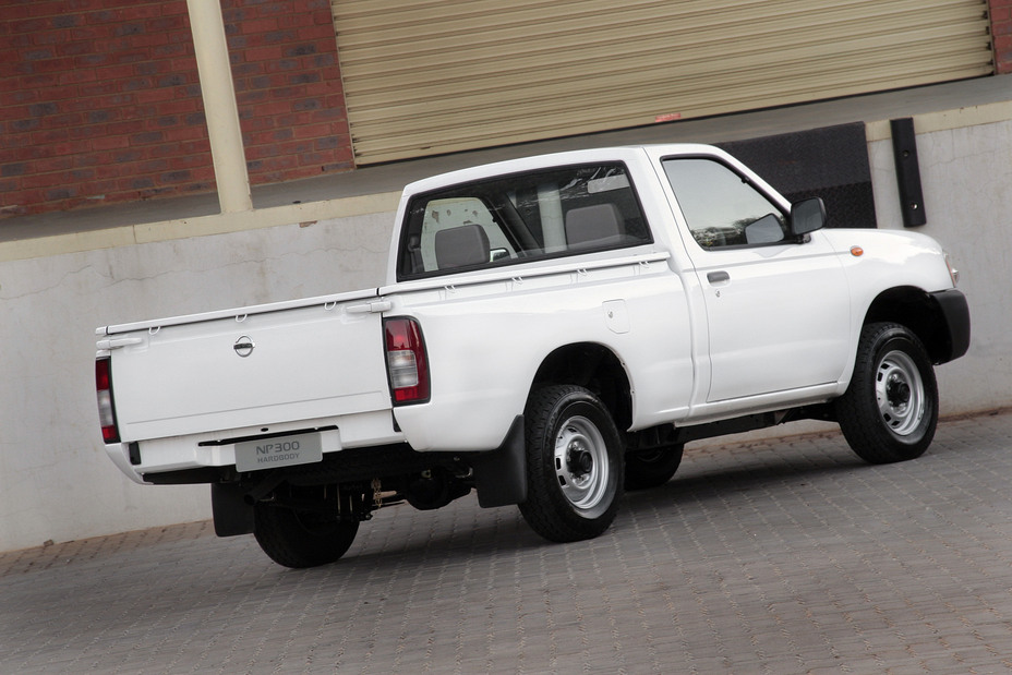 Nissan NP300 Hardbody Upgrade - NP300 2.0L SWB