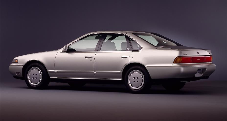 1992_05_NISSAN_CEFIRO_A31