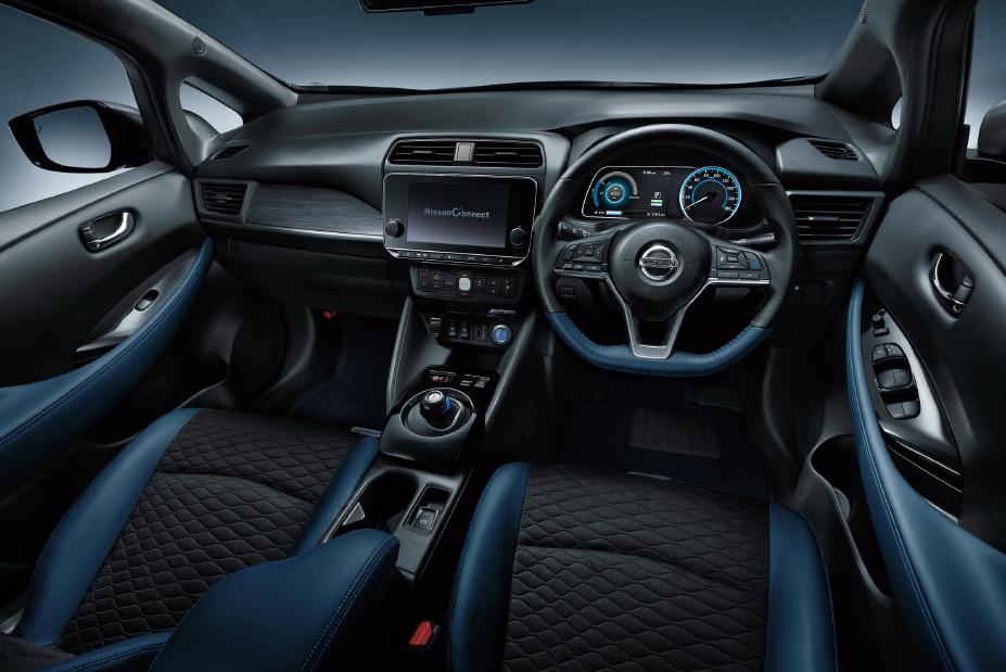 Nissan LEAF AUTECH interior
