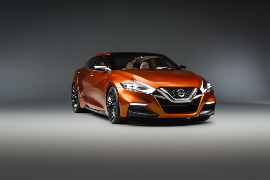 Sport Sedan Concept debuts future look of Nissan sedans