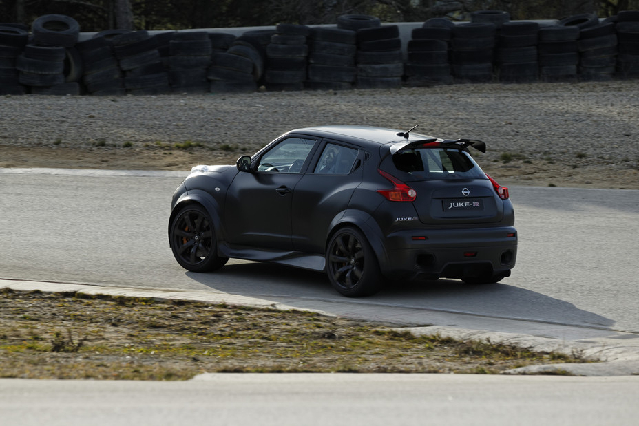 JUKE-R: PAVING THE WAY FOR THE JUKE NISMO