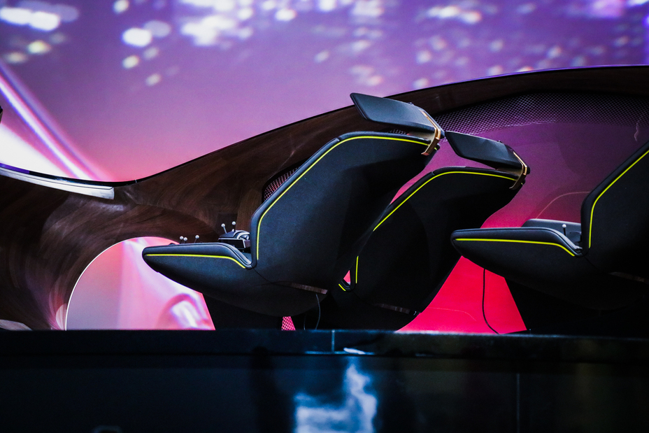 Nissan Invisible-to-Visible Technology demonstration at CES 2019