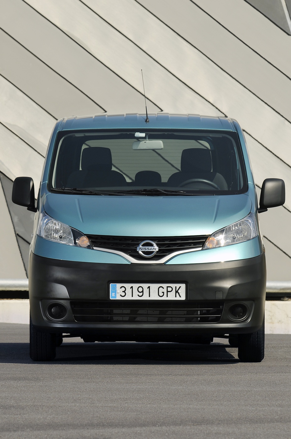 NEW 110PS ENGINE FOR NV200: MAKING THE BEST EVEN BETTER