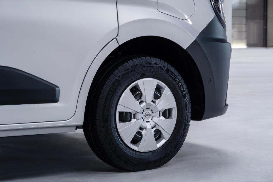 All-new Nissan Interstar opens for pre-orders