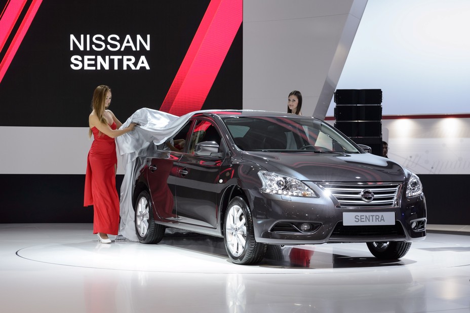 New Nissan Pathfinder, Sentra power into Nissan stand at Moscow Motor Show