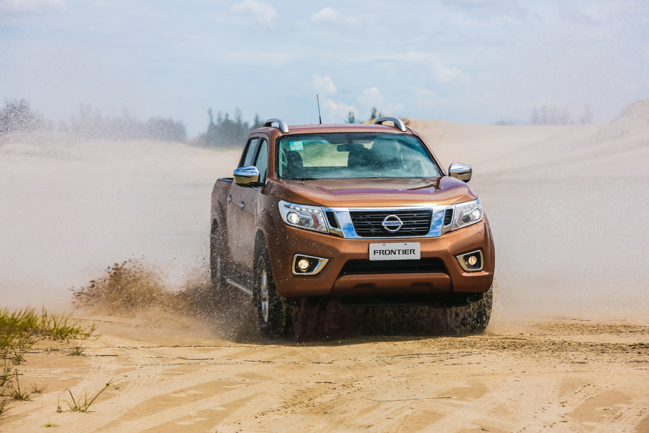 Nissan NP300 Frontier continúa acumulado reconocimientos, ahora como la ...