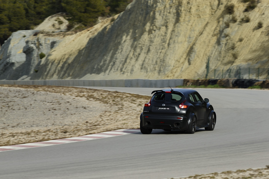 JUKE-R: PAVING THE WAY FOR THE JUKE NISMO