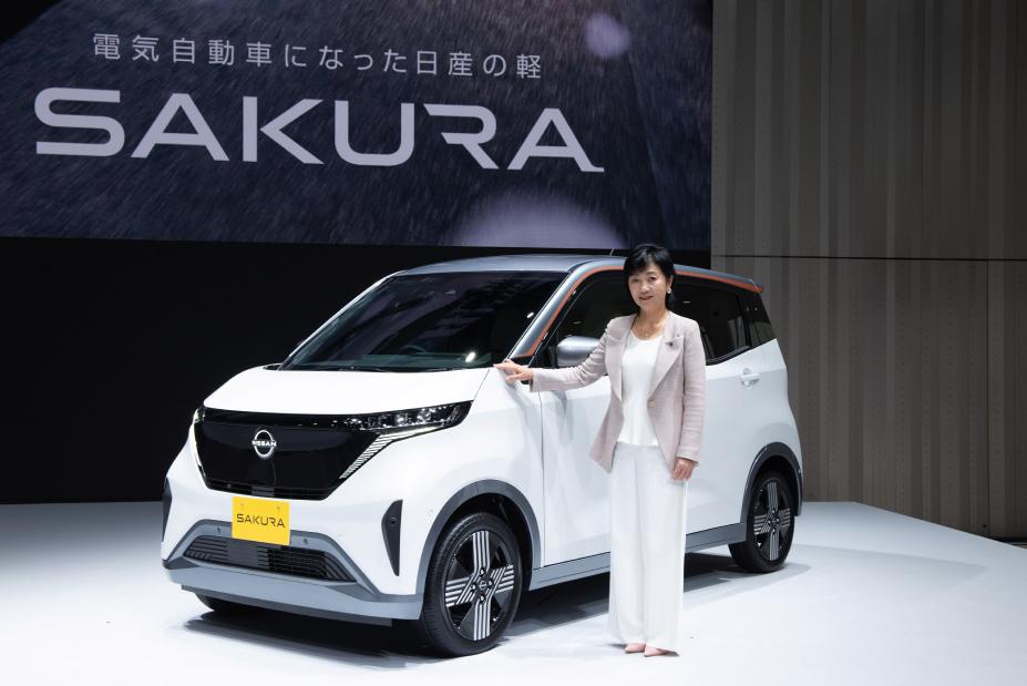 Nissan unveils all-new, all-electric minivehicle in Japan