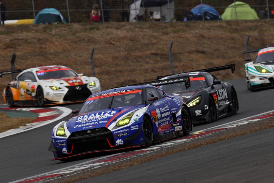 Realize Nissan Automobile Technical College GT-R