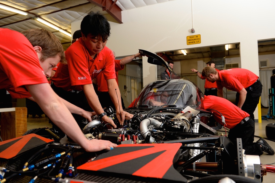 Nissan GT-R LM NISMO: The Build
