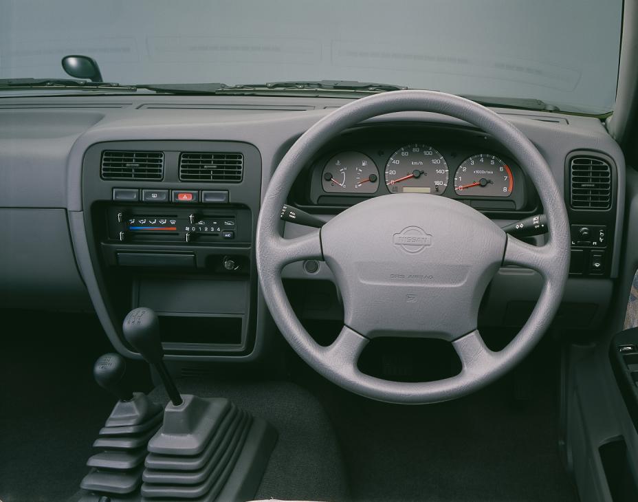 1997_01_Nissan_Datsun_D22