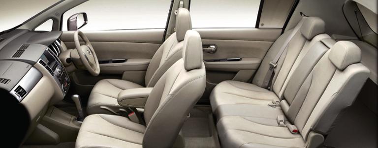 Nissan Tiida interior (sand beige)