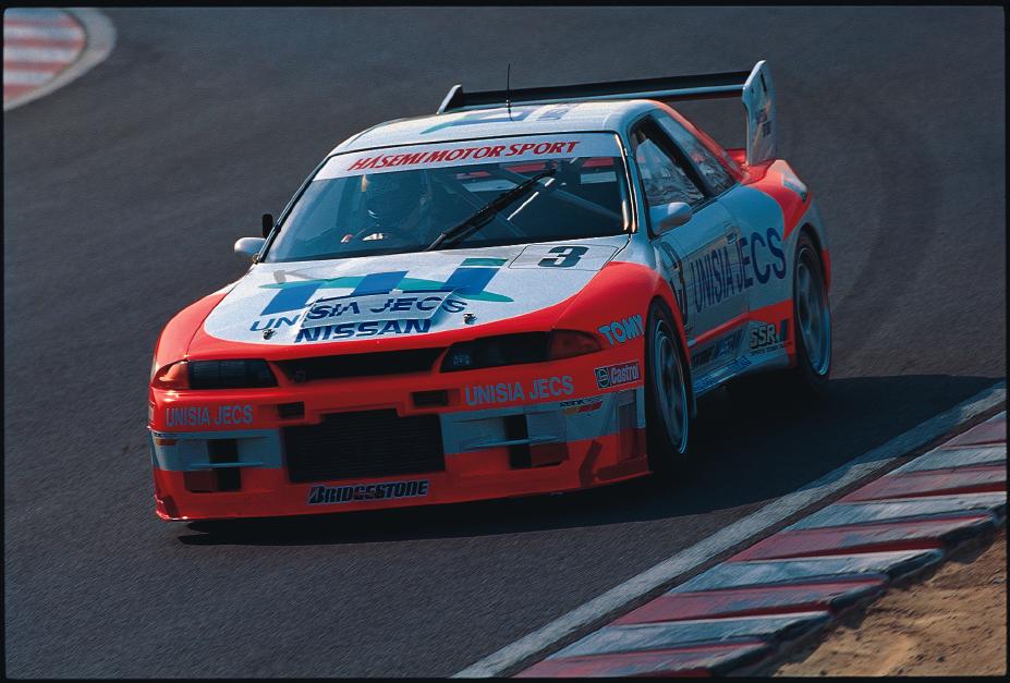 1995_04_JGTC_Round_1_2_SKYLINE_GT-R_BCNR33_debut