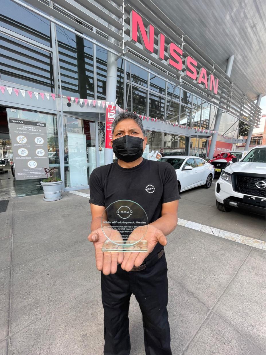 Nissan Perú entregó reconocimiento Master Technician