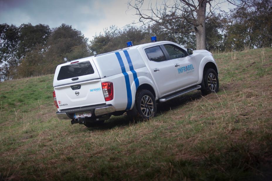 Douze Nissan Navara viennent encore étoffer la flotte d'Infrabel