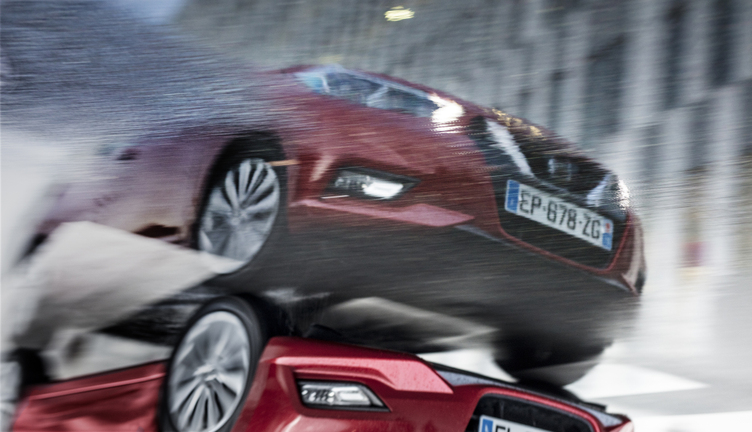 Nissan Micra - Passion Red