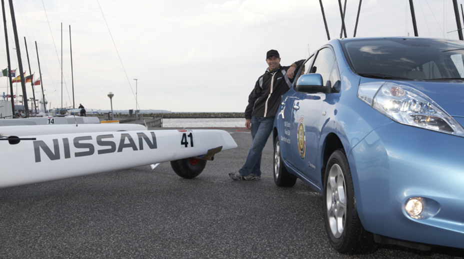 AHOY ! NISSAN SETS ALL SAILS