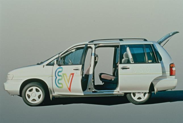 1997 Nissan Prairie Joy EV