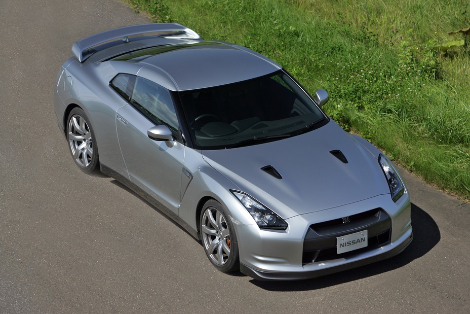 NISSAN ANNOUNCES NEW NISSAN GT-R