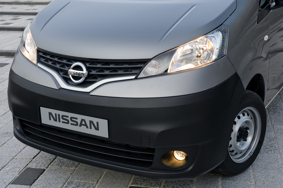 NISSAN PRESENTA LA NUEVA FURGONETA NV200