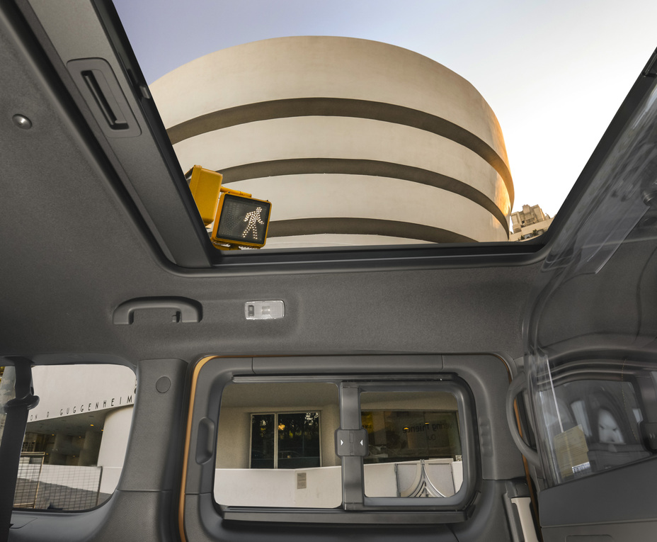 2015 Nissan NV200 Taxi Press Kit