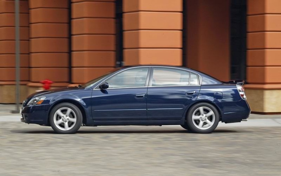 2005 Nissan Altima Press Kit