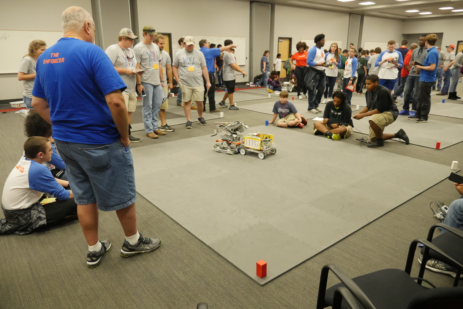 Nissan hosts Mississippi’s largest STEM/robotics competition at Canton ...