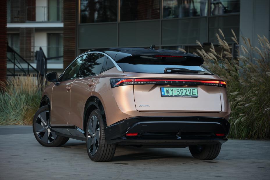 W pełni elektryczny Nissan ARIYA już w Polsce!
