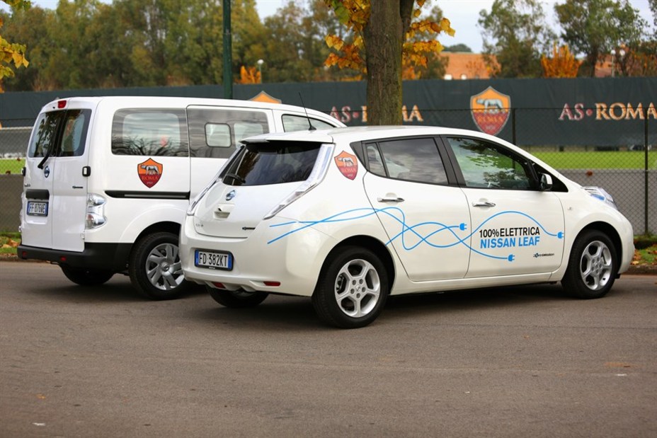 Nissan and AS Roma electrify Italian football