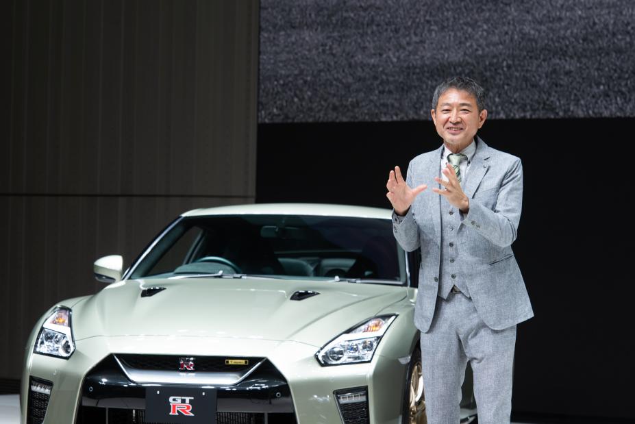 New Japan-market Nissan GT-R unveiled