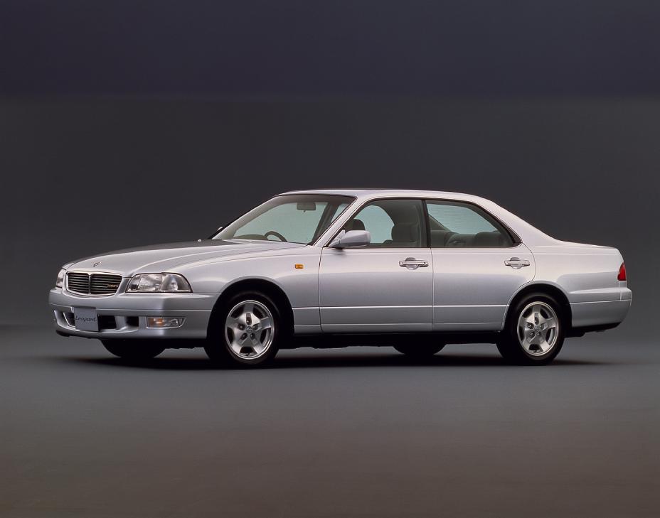 1996_03_NISSAN_LEOPARD_JY33