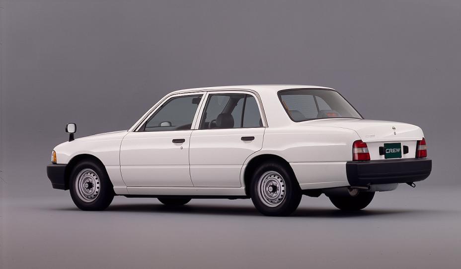 1993_07_NISSAN_CREW_K30