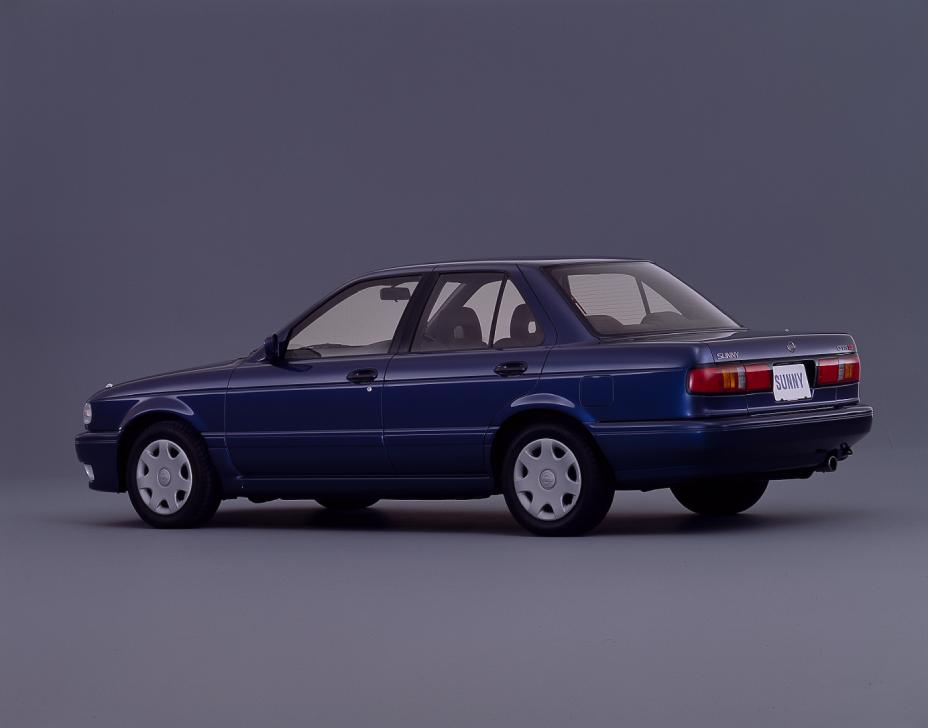 1992_01_NISSAN_SUNNY_B13_aka_SENTRA