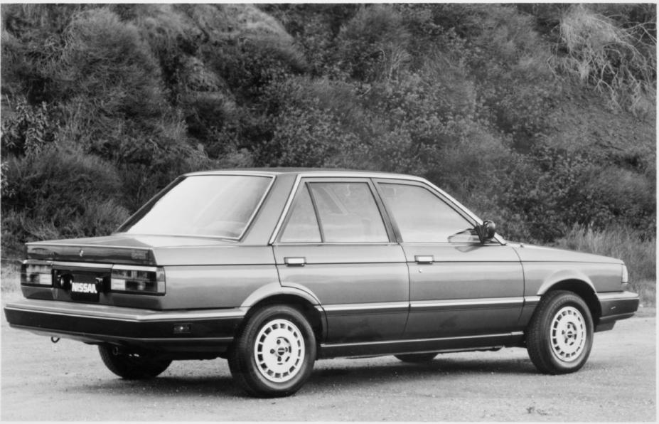 1987_NISSAN_SENTRA_B12_US_spec_aka_Sunny