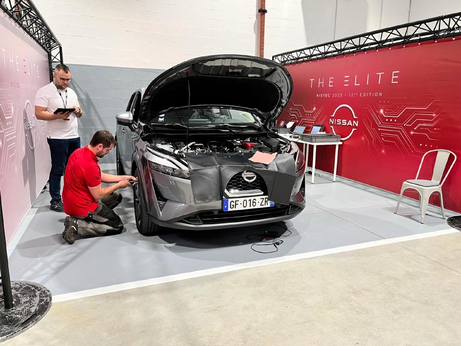 L'argent pour un technicien belge à la finale européenne NISSAN du concours NISTEC