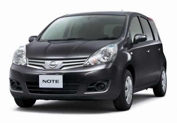 Nissan Note Super black